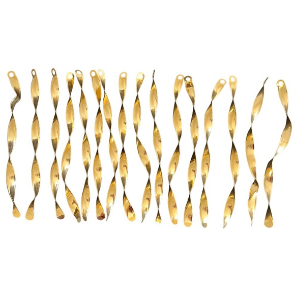 Holiday | Vintage Twisted Metal Aluminum Icicles Gold Tone 16 Christmas ...